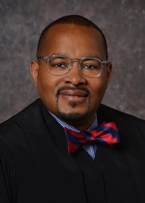 The Hon. JaPaul Harris ’00 Appointed to Minnesota Court of Appeals ...